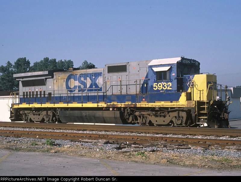 CSX 5932